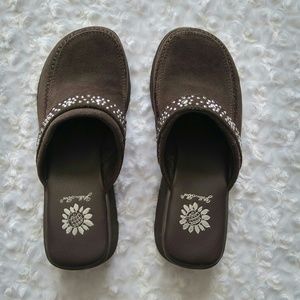 Yellow Box | Shoes | Yellow Box Mule Clogs Brownsuede | Poshmark